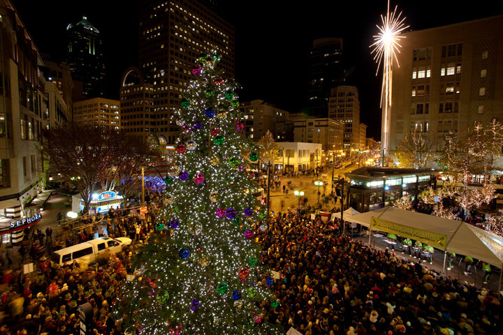 Seattle's Figgy Pudding Caroling: A tradition now easier than ever ...